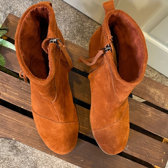 Toms | Shoes | Brand New Beautiful Suede Fringe Heel Ankle Boots | Poshmark